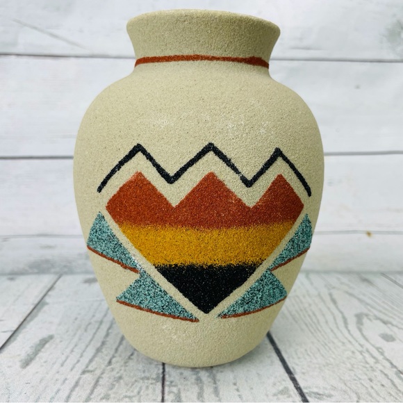 Navajo | Art | Vintage Navajo Indigenous Southwest Sand Art Pottery ...